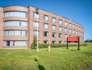 Dundas House – Housing and Residence Life
